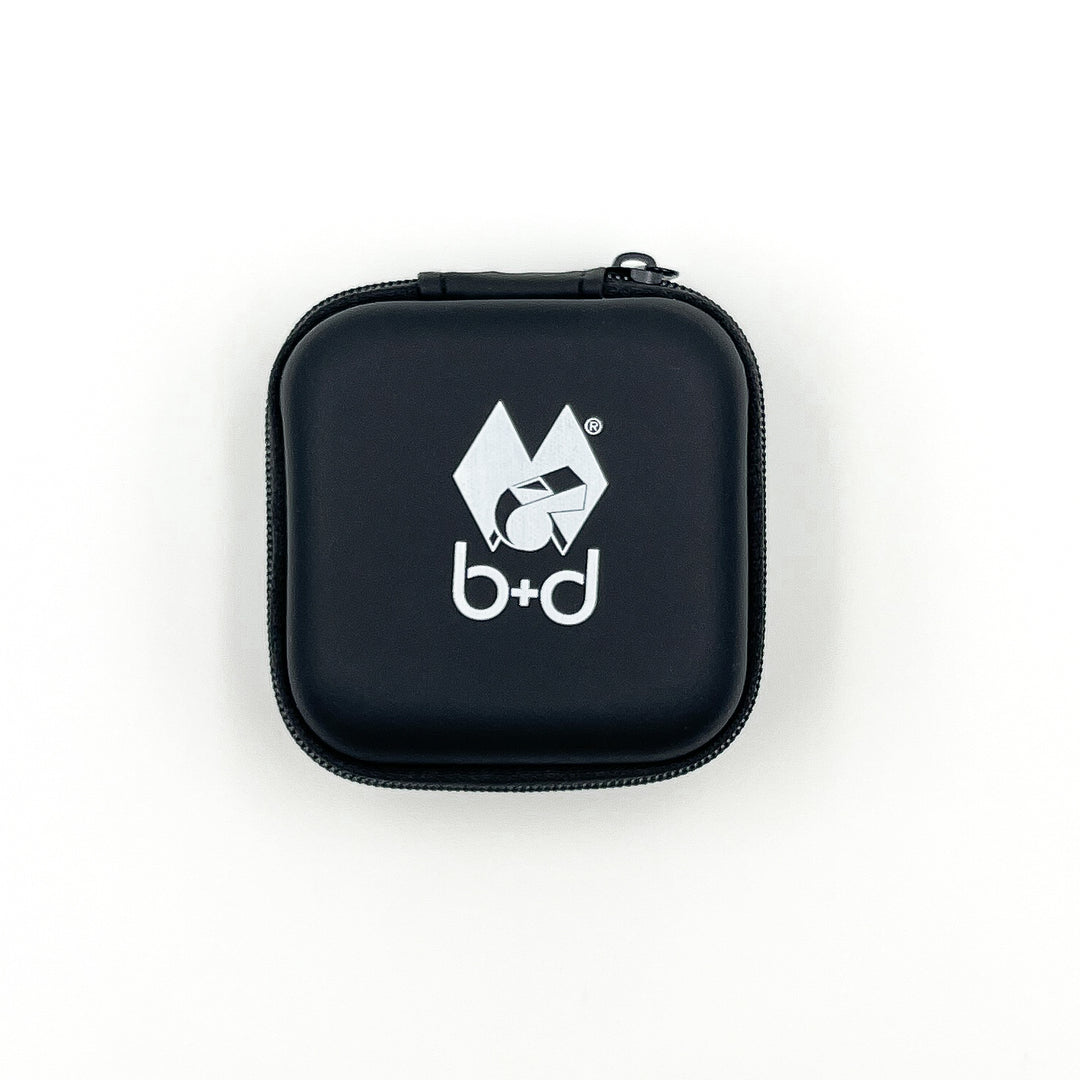 Whistle Pouch – REFSTORE